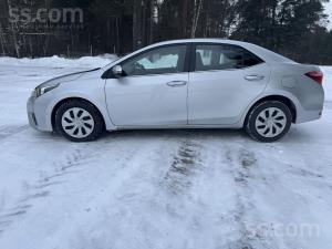 Toyota Corolla 2013 Rīga, ar dzinēja tilpumu 1.40 L un nobraukumu 343 tūkst. km par 6444 €, foto 8 vietnē AUTOMOTO.COM.LV