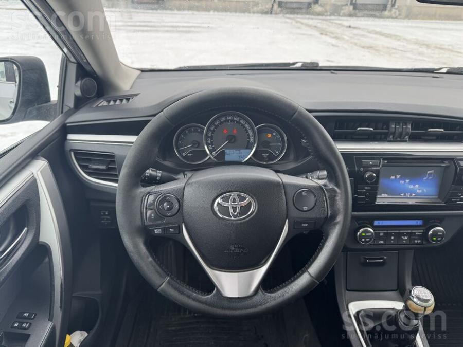 Toyota Corolla 2013 Rīga, ar dzinēja tilpumu 1.40 L un nobraukumu 343 tūkst. km par 6444 €, foto 11 vietnē AUTOMOTO.COM.LV