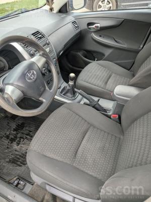 Toyota Corolla 2013 Rīga, ar dzinēja tilpumu 1.30 L un nobraukumu 214 tūkst. km par 2100 €, foto 6 vietnē AUTOMOTO.COM.LV