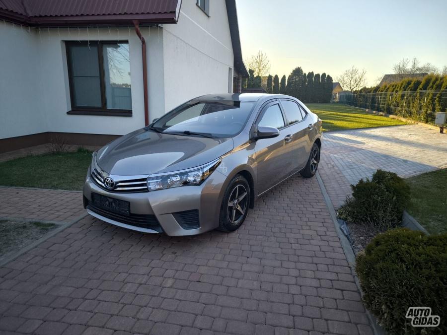 Toyota Corolla 2014 Šalčininkai, ar dzinēja tilpumu 1.40 L un nobraukumu 166 tūkst. km par 5999 €, foto 1 vietnē AUTOMOTO.COM.LV