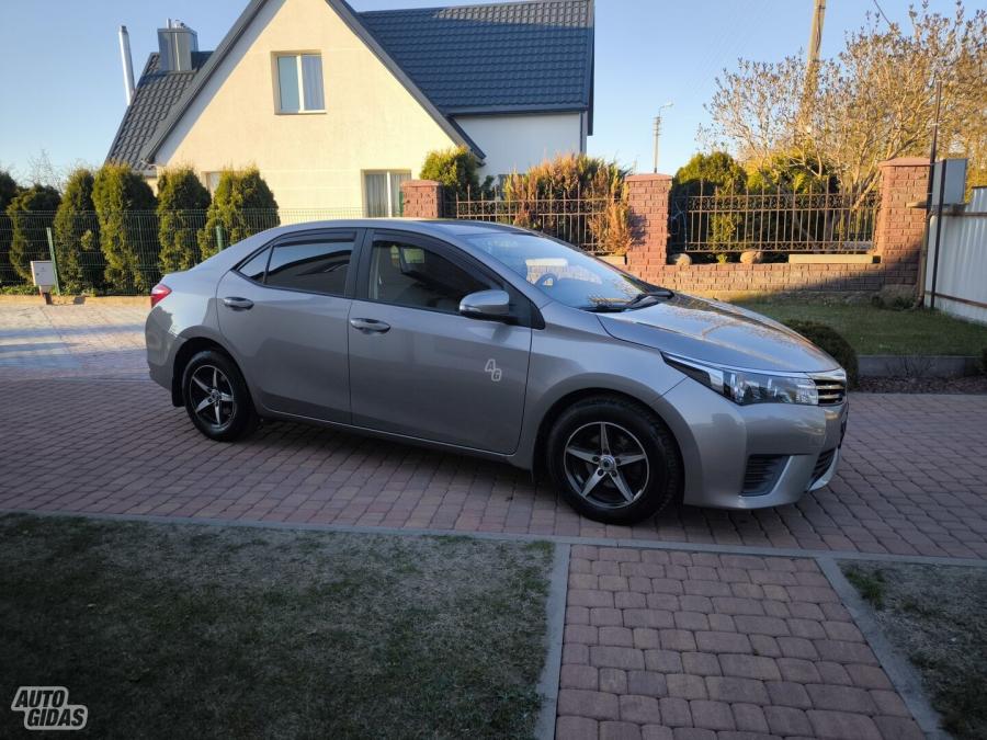 Toyota Corolla 2014 Šalčininkai, ar dzinēja tilpumu 1.40 L un nobraukumu 166 tūkst. km par 5999 €, foto 12 vietnē AUTOMOTO.COM.LV