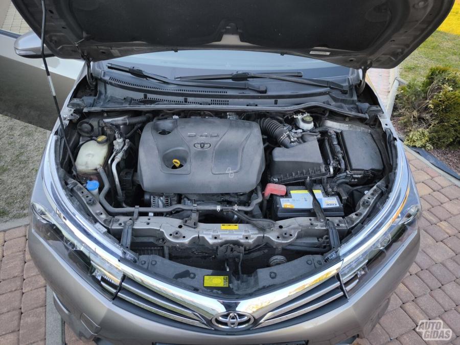 Toyota Corolla 2014 Šalčininkai, ar dzinēja tilpumu 1.40 L un nobraukumu 166 tūkst. km par 5999 €, foto 15 vietnē AUTOMOTO.COM.LV
