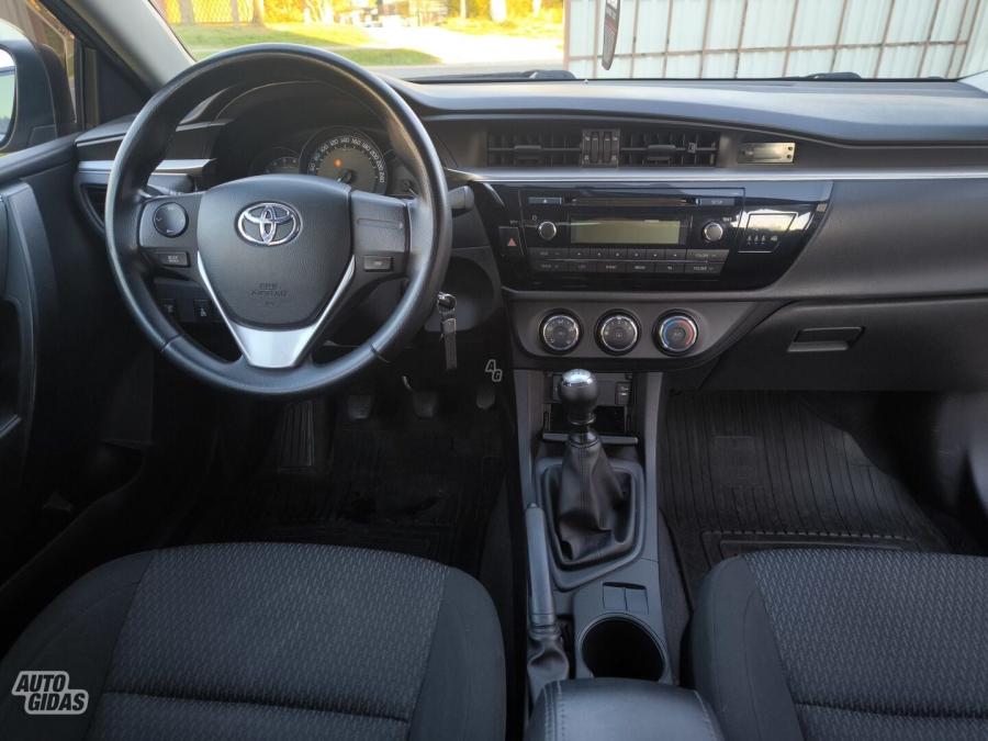 Toyota Corolla 2014 Šalčininkai, ar dzinēja tilpumu 1.40 L un nobraukumu 166 tūkst. km par 5999 €, foto 18 vietnē AUTOMOTO.COM.LV