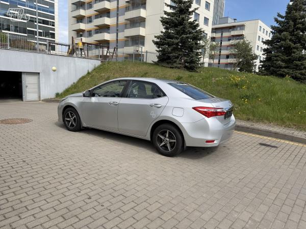 Тойота Королла 2014 в Вильнюс, объемом двигателя 1.60 л и пробегом 248 тыс. км за 6300 €, фото 9 на AUTOMOTO.COM.LV