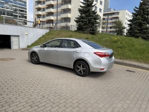 Toyota Corolla 2014 Viļņa, ar dzinēja tilpumu 1.60 L un nobraukumu 248 tūkst. km par 6300 €, foto 10 vietnē AUTOMOTO.COM.LV