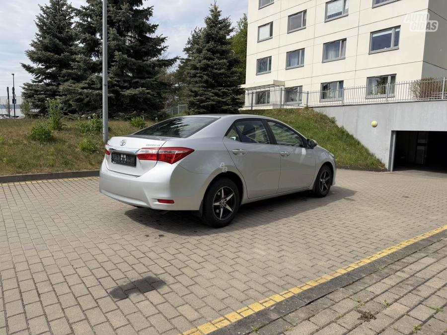 Toyota Corolla 2014 Viļņa, ar dzinēja tilpumu 1.60 L un nobraukumu 248 tūkst. km par 6300 €, foto 13 vietnē AUTOMOTO.COM.LV