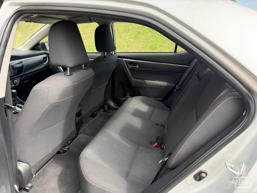 Toyota Corolla 2014 Viļņa, ar dzinēja tilpumu 1.60 L un nobraukumu 248 tūkst. km par 6300 €, foto 21 vietnē AUTOMOTO.COM.LV