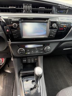 Toyota Corolla 2014 Viļņa, ar dzinēja tilpumu 1.60 L un nobraukumu 248 tūkst. km par 6300 €, foto 25 vietnē AUTOMOTO.COM.LV
