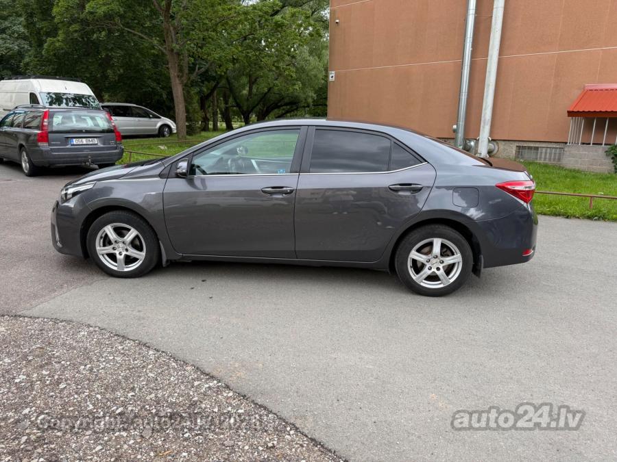 Toyota Corolla 2014 in Tallinn, with an engine capacity of 1.60 L and mileage of 157 thousand km for 7500 €, photo 3 on AUTOMOTO.COM.LV