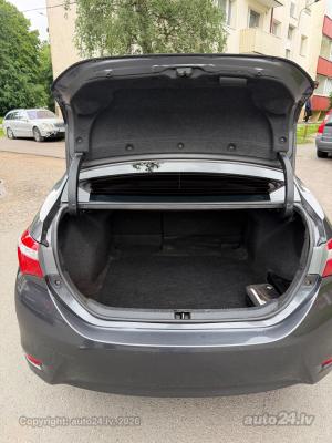 Toyota Corolla 2014 in Tallinn, with an engine capacity of 1.60 L and mileage of 157 thousand km for 7500 €, photo 7 on AUTOMOTO.COM.LV
