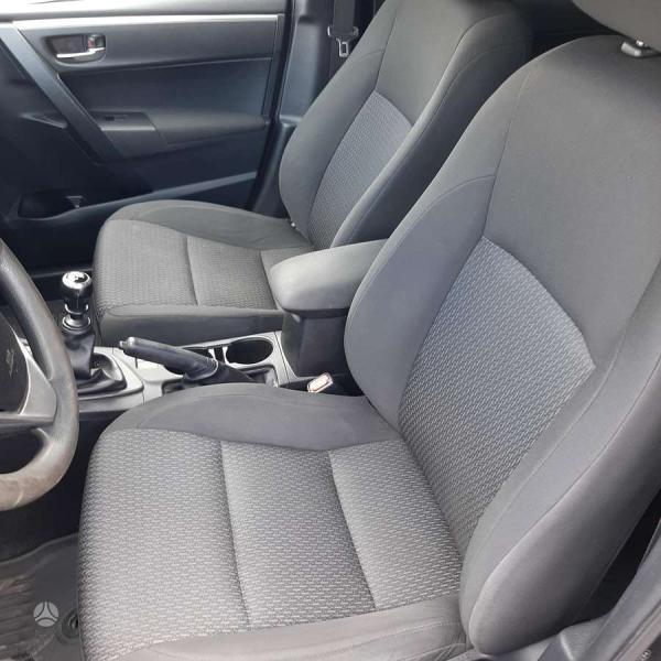 Toyota Corolla 2014 Kėdainiai, ar dzinēja tilpumu 1.60 L un nobraukumu 216 tūkst. km par 7199 €, foto 6 vietnē AUTOMOTO.COM.LV