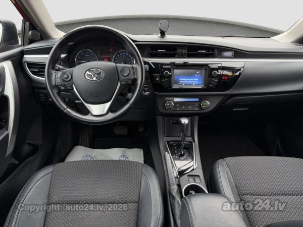 Toyota Corolla 2015 in Parnu, with an engine capacity of 1.60 L and mileage of 152 thousand km for 10900 €, photo 7 on AUTOMOTO.COM.LV
