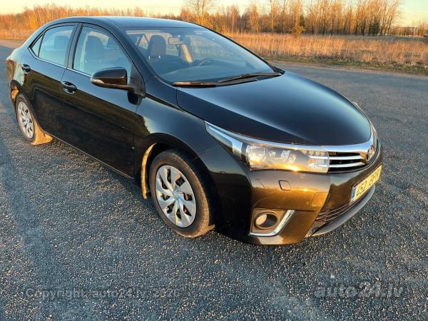 Toyota Corolla 2015 in Tallinn, with an engine capacity of 1.60 L and mileage of 288 thousand km for 6999 €, photo 8 on AUTOMOTO.COM.LV