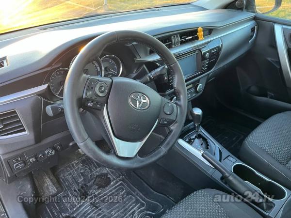 Toyota Corolla 2015 in Tallinn, with an engine capacity of 1.60 L and mileage of 288 thousand km for 6999 €, photo 9 on AUTOMOTO.COM.LV