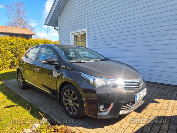 Toyota Corolla 2015 in Tallinn, with an engine capacity of 1.60 L and mileage of 180 thousand km for 8300 €, photo 2 on AUTOMOTO.COM.LV