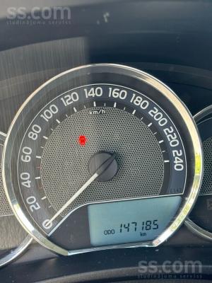 Toyota Corolla 2015 Rīga, ar dzinēja tilpumu 1.60 L un nobraukumu 147 tūkst. km par 8900 €, foto 7 vietnē AUTOMOTO.COM.LV