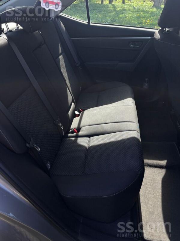 Toyota Corolla 2015 in Riga, with an engine capacity of 1.60 L and mileage of 147 thousand km for 8900 €, photo 8 on AUTOMOTO.COM.LV