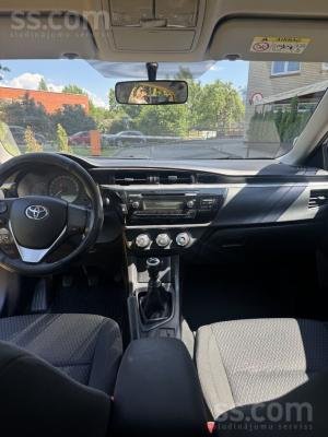 Toyota Corolla 2015 Rīga, ar dzinēja tilpumu 1.60 L un nobraukumu 290 tūkst. km par 5800 €, foto 7 vietnē AUTOMOTO.COM.LV