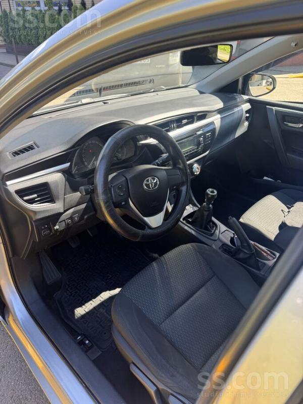 Toyota Corolla 2015 Rīga, ar dzinēja tilpumu 1.60 L un nobraukumu 290 tūkst. km par 5800 €, foto 7 vietnē AUTOMOTO.COM.LV