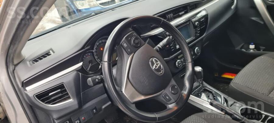 Toyota Corolla 2015 in Jurmala, with an engine capacity of 1.60 L and mileage of 59 thousand km for 9900 €, photo 3 on AUTOMOTO.COM.LV