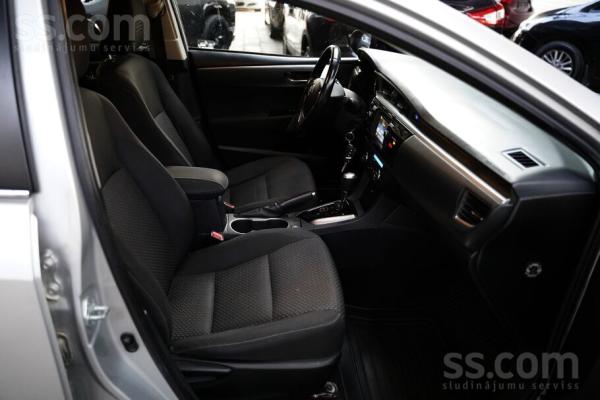 Toyota Corolla 2015 Rīga, ar dzinēja tilpumu 1.60 L un nobraukumu 222 tūkst. km par 6000 €, foto 9 vietnē AUTOMOTO.COM.LV