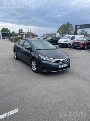 Toyota Corolla 2016 in Riga, with an engine capacity of 1.60 L and mileage of 55 thousand km for 9800 €, photo  on AUTOMOTO.COM.LV