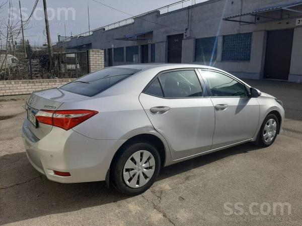 Toyota Corolla 2016 Rīga, ar dzinēja tilpumu 1.40 L un nobraukumu 275 tūkst. km par 5800 €, foto 2 vietnē AUTOMOTO.COM.LV