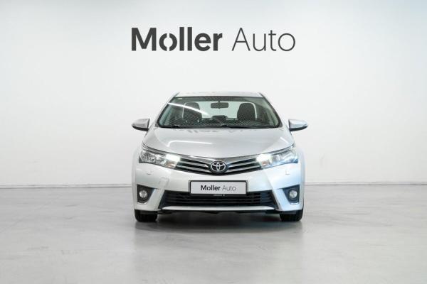 Toyota Corolla 2016 Viļņa, ar dzinēja tilpumu 1.60 L un nobraukumu 143 tūkst. km par 10500 €, foto 5 vietnē AUTOMOTO.COM.LV