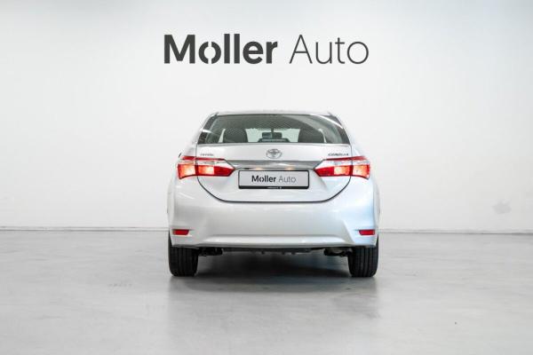 Toyota Corolla 2016 Viļņa, ar dzinēja tilpumu 1.60 L un nobraukumu 143 tūkst. km par 10500 €, foto 6 vietnē AUTOMOTO.COM.LV
