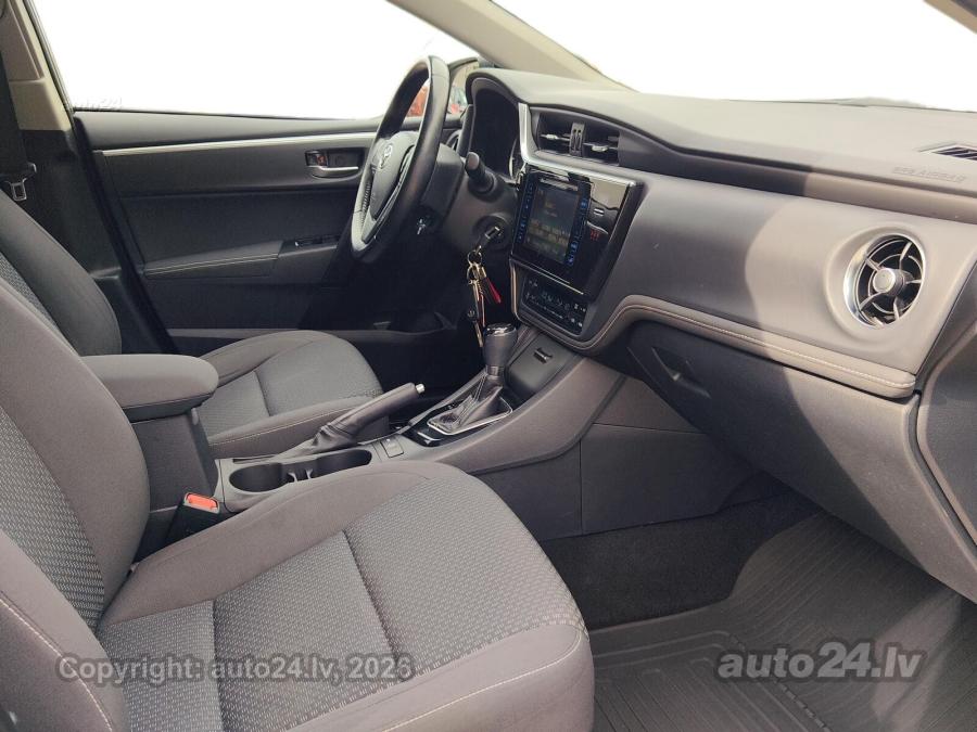 Toyota Corolla 2017 Tallina, ar dzinēja tilpumu 1.60 L un nobraukumu 127 tūkst. km par 12995 €, foto 7 vietnē AUTOMOTO.COM.LV