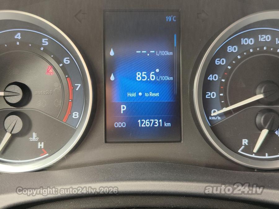 Toyota Corolla 2017 Tallina, ar dzinēja tilpumu 1.60 L un nobraukumu 127 tūkst. km par 12995 €, foto 14 vietnē AUTOMOTO.COM.LV