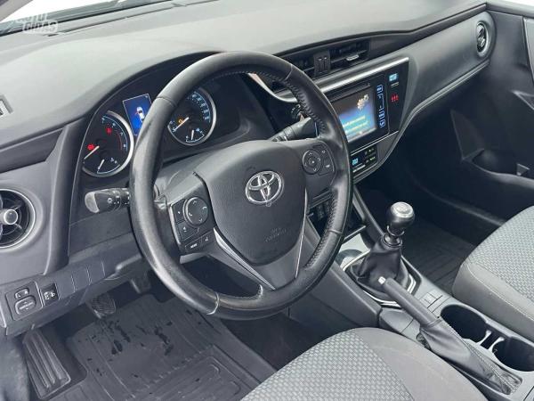 Toyota Corolla 2018 Ukmergė, ar dzinēja tilpumu 1.60 L un nobraukumu 129 tūkst. km par 9300 €, foto 8 vietnē AUTOMOTO.COM.LV