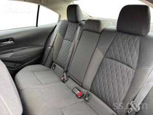 Toyota Corolla 2019 Rīga, ar dzinēja tilpumu 1.60 L un nobraukumu 83 tūkst. km par 15590 €, foto 20 vietnē AUTOMOTO.COM.LV