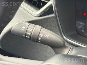 Toyota Corolla 2019 Rīga, ar dzinēja tilpumu 1.60 L un nobraukumu 83 tūkst. km par 15590 €, foto 24 vietnē AUTOMOTO.COM.LV