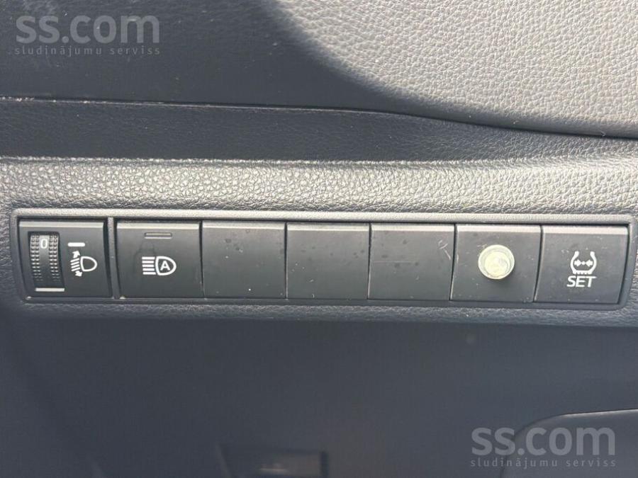 Toyota Corolla 2019 Rīga, ar dzinēja tilpumu 1.60 L un nobraukumu 83 tūkst. km par 15590 €, foto 27 vietnē AUTOMOTO.COM.LV