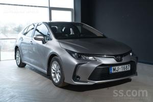 Toyota Corolla 2019 in Riga, with an engine capacity of 1.60 L and mileage of 116 thousand km for 11900 €, photo  on AUTOMOTO.COM.LV