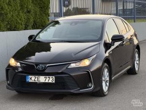 Toyota Corolla 2019 in Vilnius, with an engine capacity of 1.80 L and mileage of 186 thousand km for 15500 €, photo  on AUTOMOTO.COM.LV