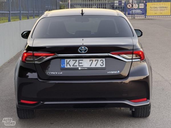 Тойота Королла 2019 в Вильнюс, объемом двигателя 1.80 л и пробегом 186 тыс. км за 15500 €, фото 3 на AUTOMOTO.COM.LV