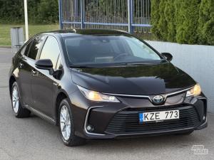 Toyota Corolla 2019 in Vilnius, with an engine capacity of 1.80 L and mileage of 186 thousand km for 15500 €, photo 8 on AUTOMOTO.COM.LV