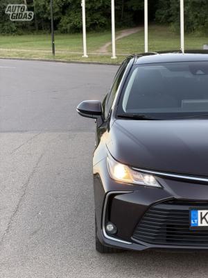 Toyota Corolla 2019 in Vilnius, with an engine capacity of 1.80 L and mileage of 186 thousand km for 15500 €, photo 11 on AUTOMOTO.COM.LV