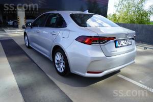 Toyota Corolla 2020 Rīga, ar dzinēja tilpumu 1.60 L un nobraukumu 99 tūkst. km par 14300 €, foto 2 vietnē AUTOMOTO.COM.LV