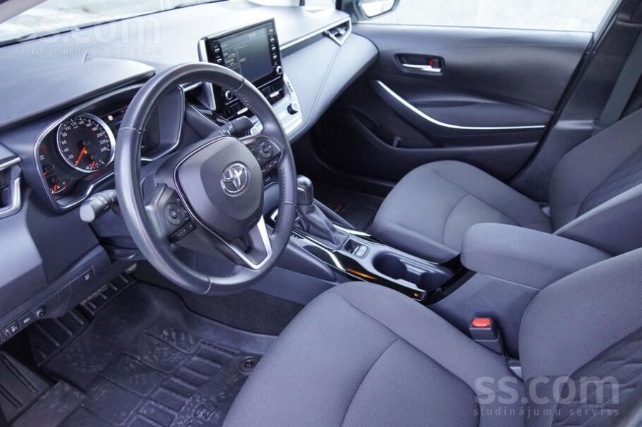 Toyota Corolla 2020 Rīga, ar dzinēja tilpumu 1.60 L un nobraukumu 99 tūkst. km par 14300 €, foto 4 vietnē AUTOMOTO.COM.LV