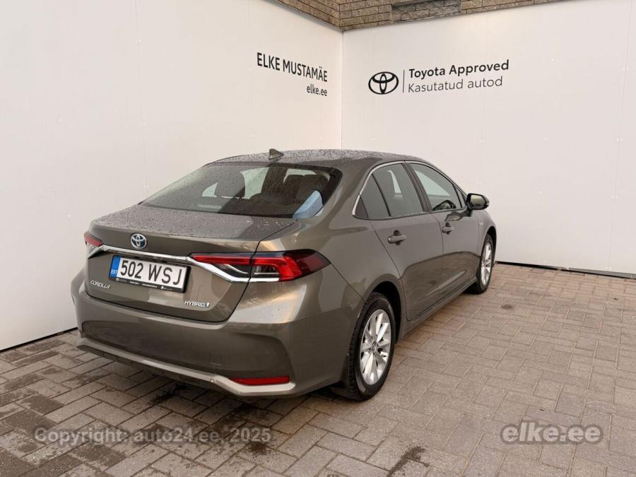 Toyota Corolla 2020 in Tallinn, with an engine capacity of 1.80 L and mileage of 149 thousand km for 15495 €, photo 2 on AUTOMOTO.COM.LV
