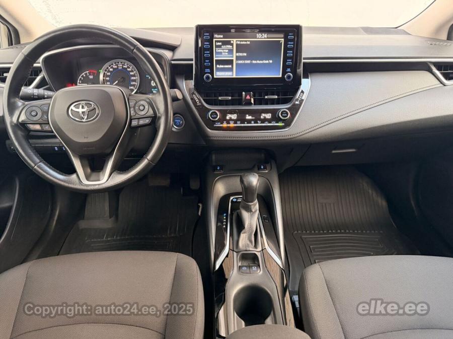 Toyota Corolla 2020 in Tallinn, with an engine capacity of 1.80 L and mileage of 149 thousand km for 15495 €, photo 8 on AUTOMOTO.COM.LV