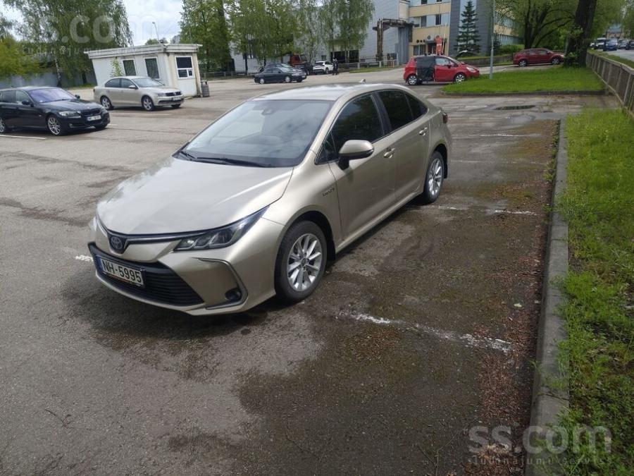 Toyota Corolla 2020 Rīga, ar dzinēja tilpumu 1.80 L un nobraukumu 84 tūkst. km par 16500 €, foto 3 vietnē AUTOMOTO.COM.LV