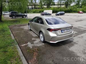 Toyota Corolla 2020 Rīga, ar dzinēja tilpumu 1.80 L un nobraukumu 84 tūkst. km par 16500 €, foto 4 vietnē AUTOMOTO.COM.LV