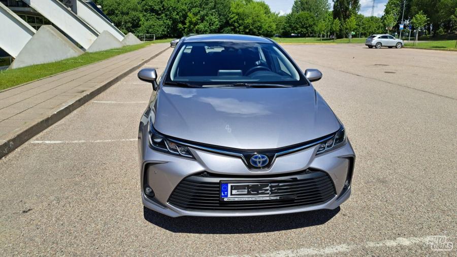 Toyota Corolla 2020 in Vilnius, with an engine capacity of 1.80 L and mileage of 71 thousand km for 15999 €, photo 4 on AUTOMOTO.COM.LV