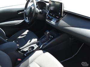 Toyota Corolla 2020 in Vilnius, with an engine capacity of 1.80 L and mileage of 71 thousand km for 15999 €, photo 8 on AUTOMOTO.COM.LV