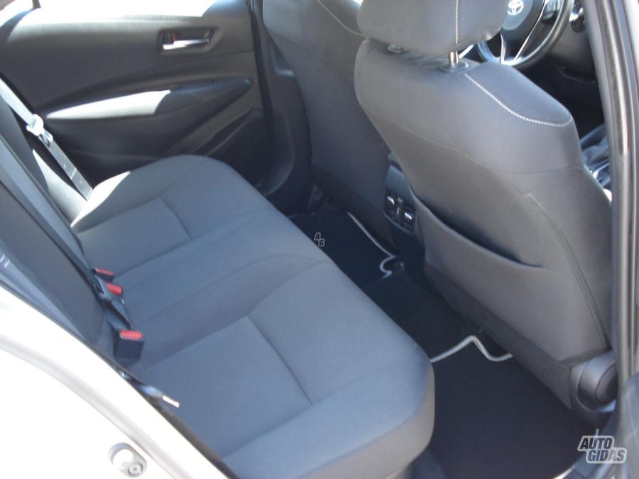 Toyota Corolla 2020 in Vilnius, with an engine capacity of 1.80 L and mileage of 71 thousand km for 15999 €, photo 10 on AUTOMOTO.COM.LV