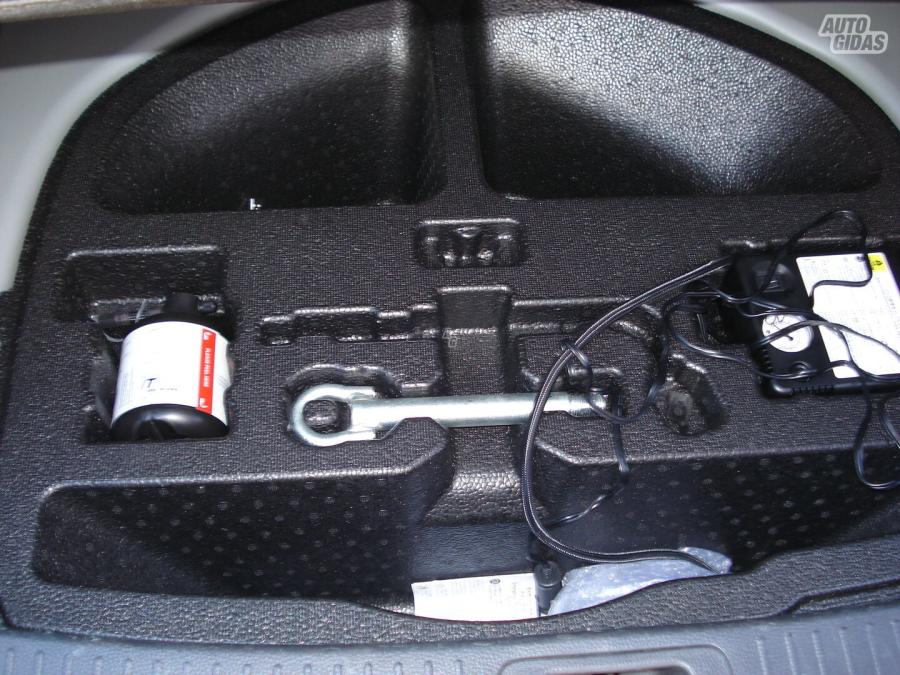 Toyota Corolla 2020 in Vilnius, with an engine capacity of 1.80 L and mileage of 71 thousand km for 15999 €, photo 12 on AUTOMOTO.COM.LV